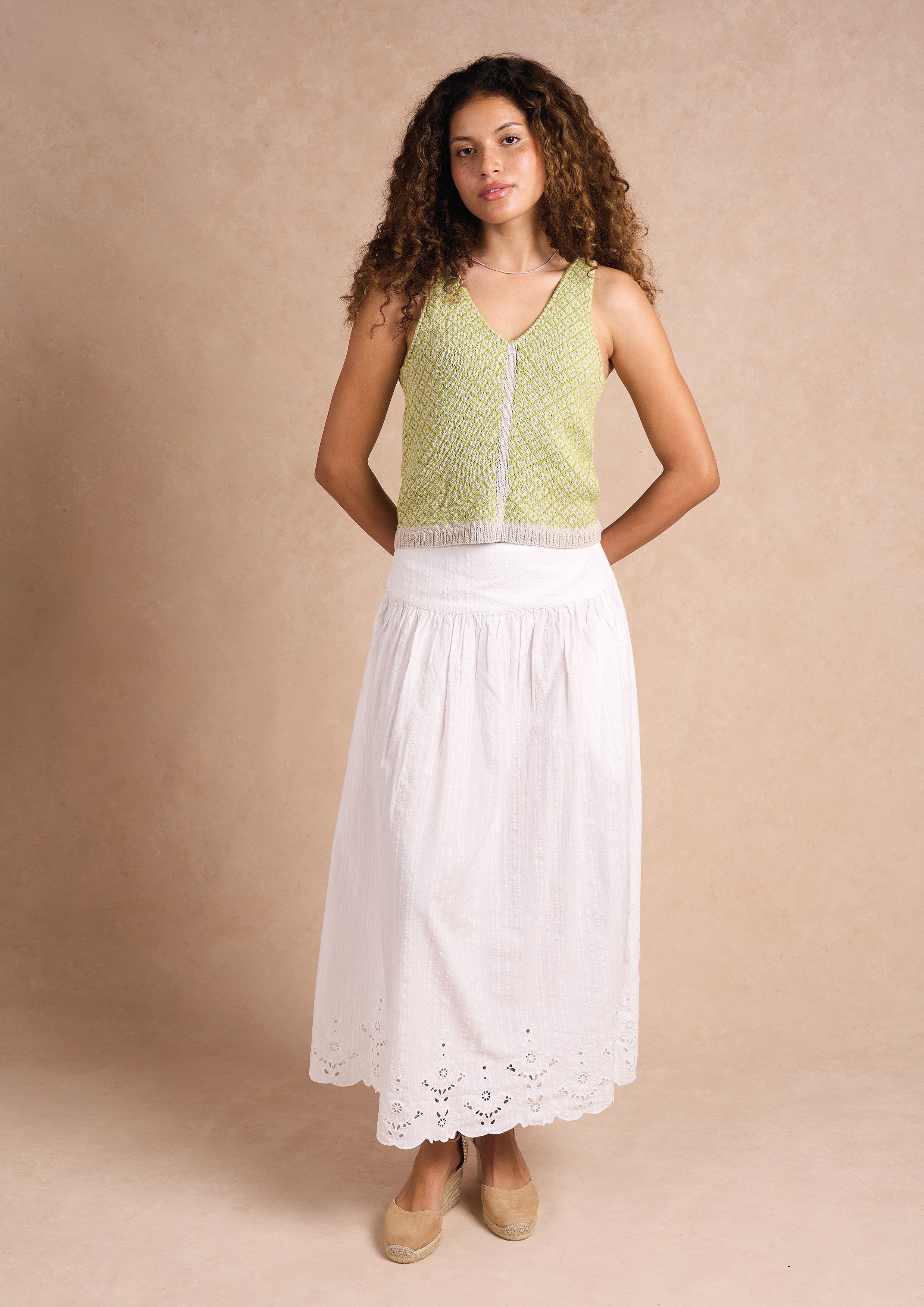 Rowan Magazine – Ewe-nique Knits